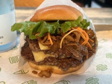 「魯珈」×「SHAKE SHACK」コラボバーガー「カレーシャック」発売中！しっかり美味しいよ | 全記事2,000以上、全て管理人が実食 ...