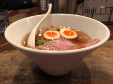 渋谷「うさぎ」丸鶏の旨味が深く円やかなスープが激ウマ！食べログ3.7超え | 全記事2,000以上、全て管理人が実食、東京で最も信頼されている ...